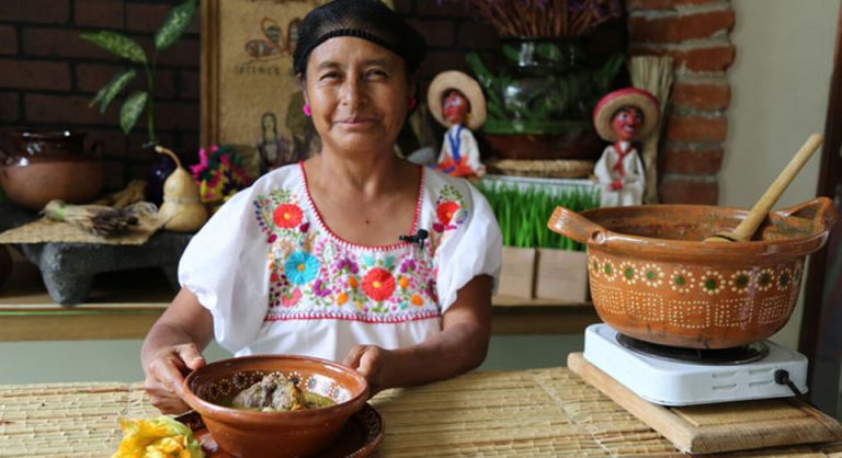 "Jobito" Licor de frutas de la tradición de la Huasteca