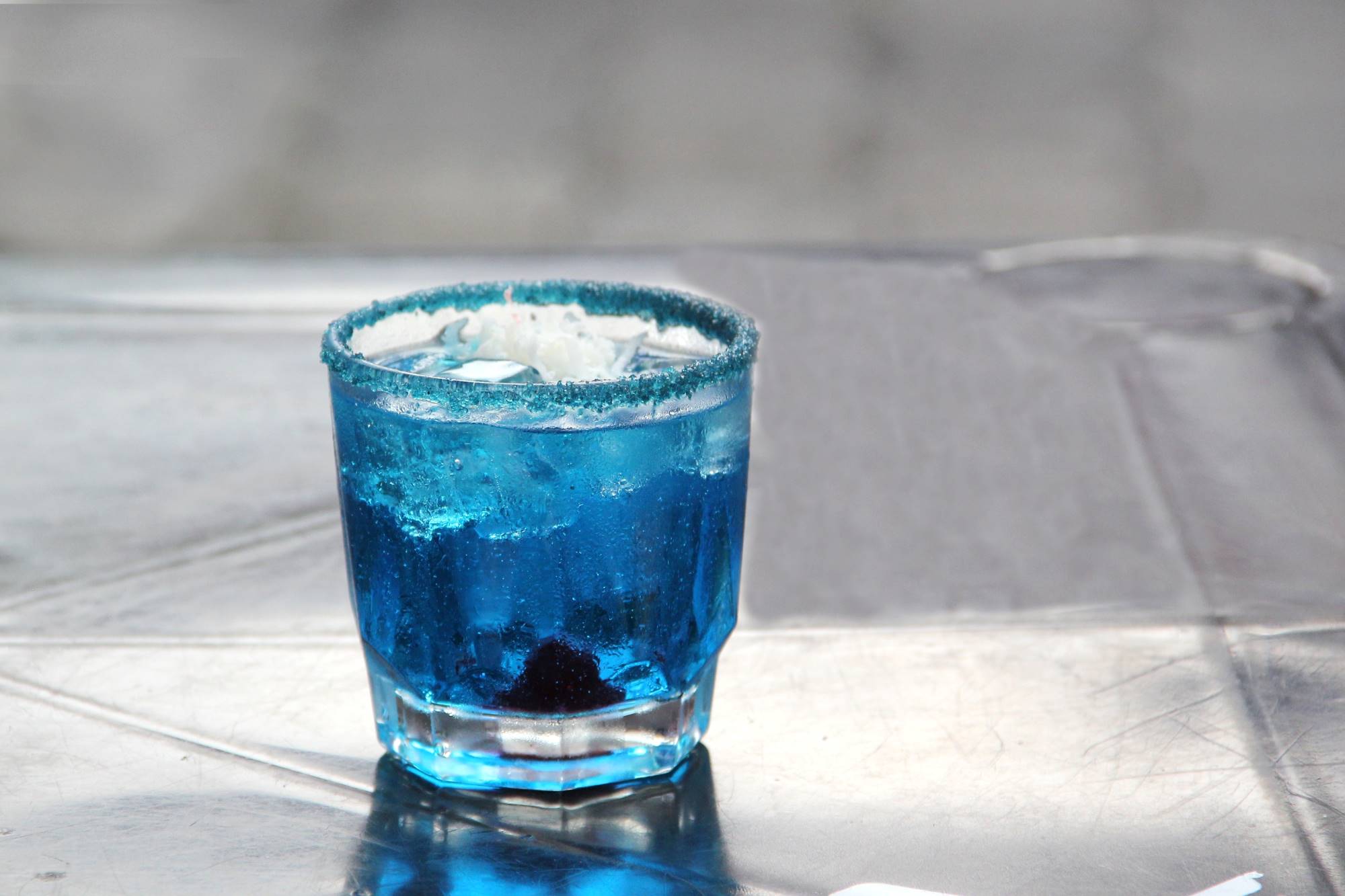 El Cóctel Azulito: Fácil y Delicioso - Revista Ambigu