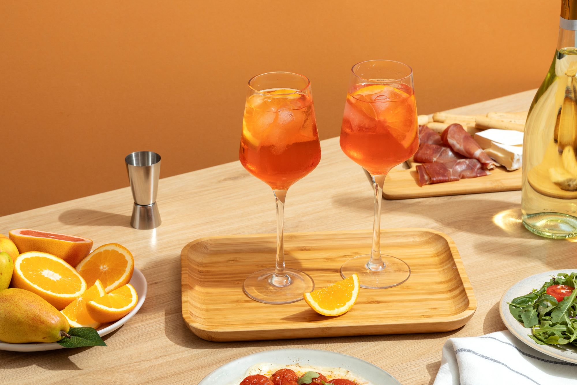 Aperol Spritz: El Cóctel Italiano por Excelencia - Revista Ambigu
