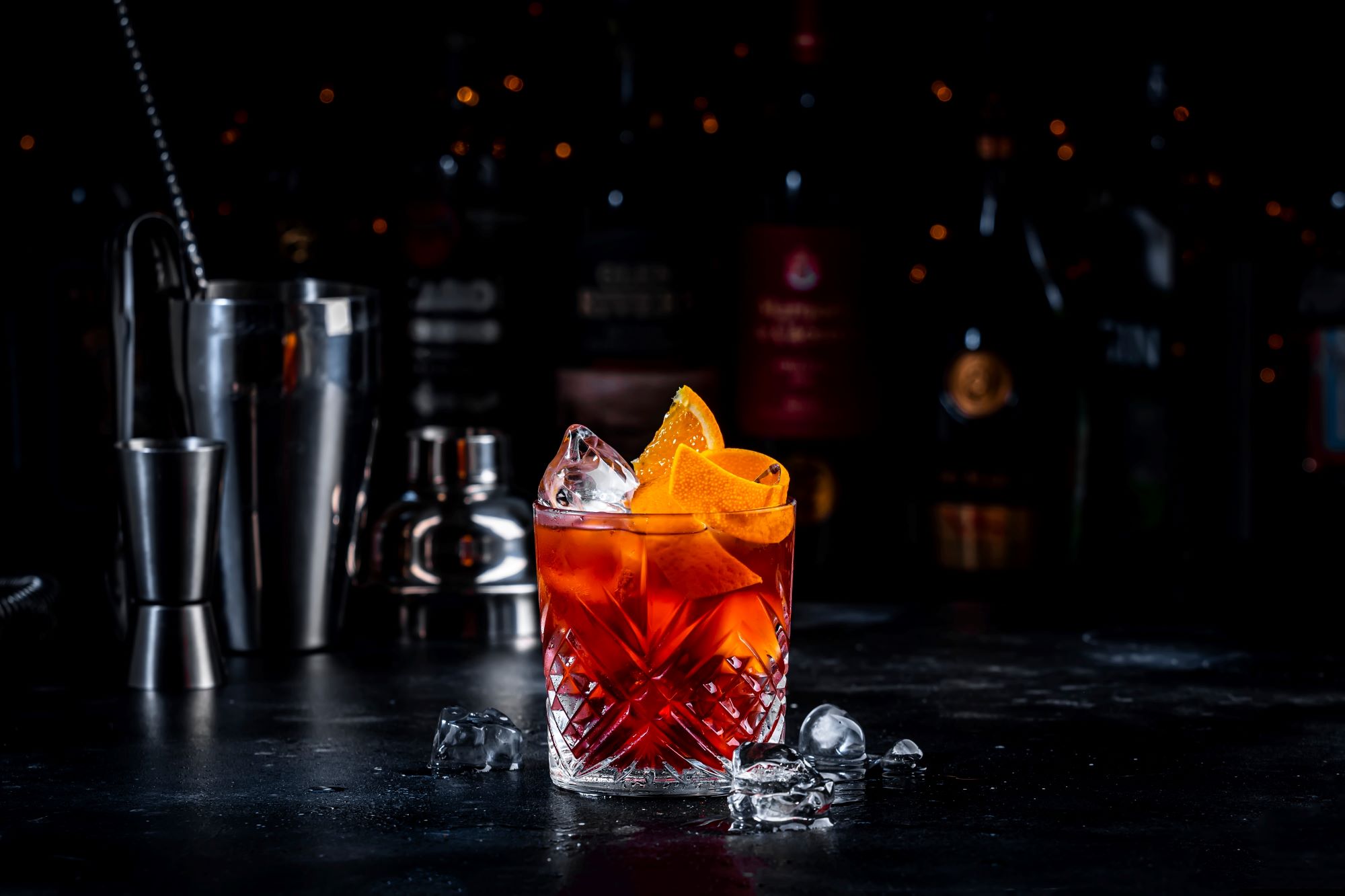 La Historia del Negroni y sus Variaciones Modernas: Un Viaje por este ...