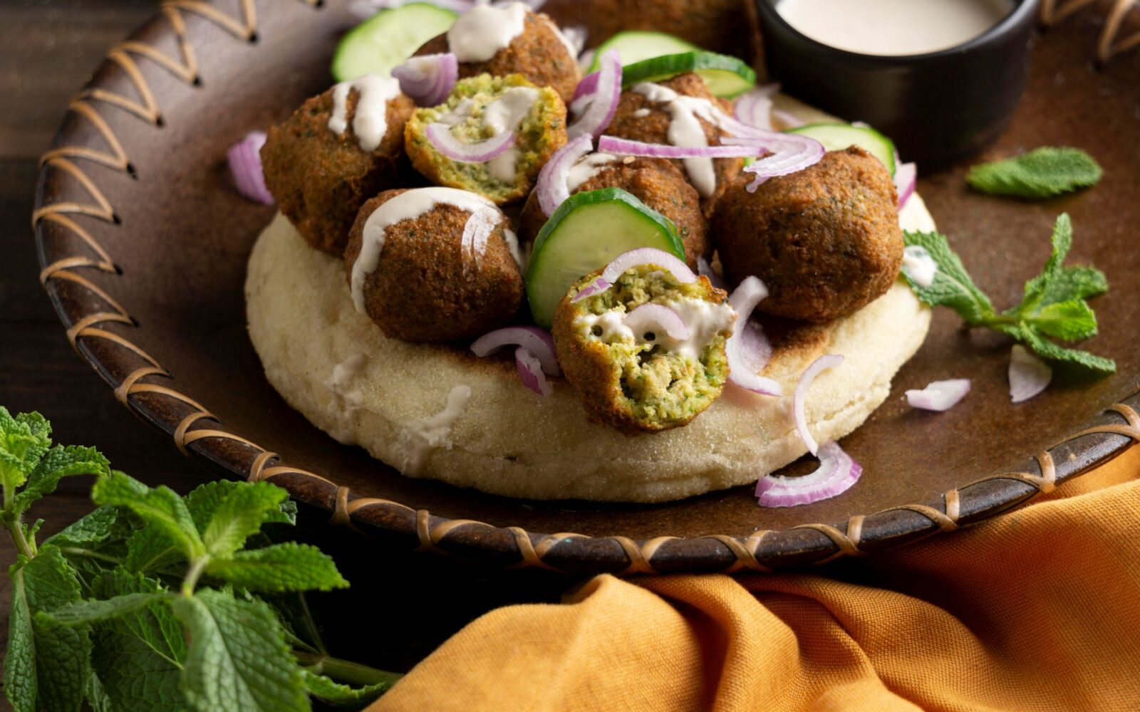 La Evolución del Hummus: De Medio Oriente al Mundo - Revista Ambigu